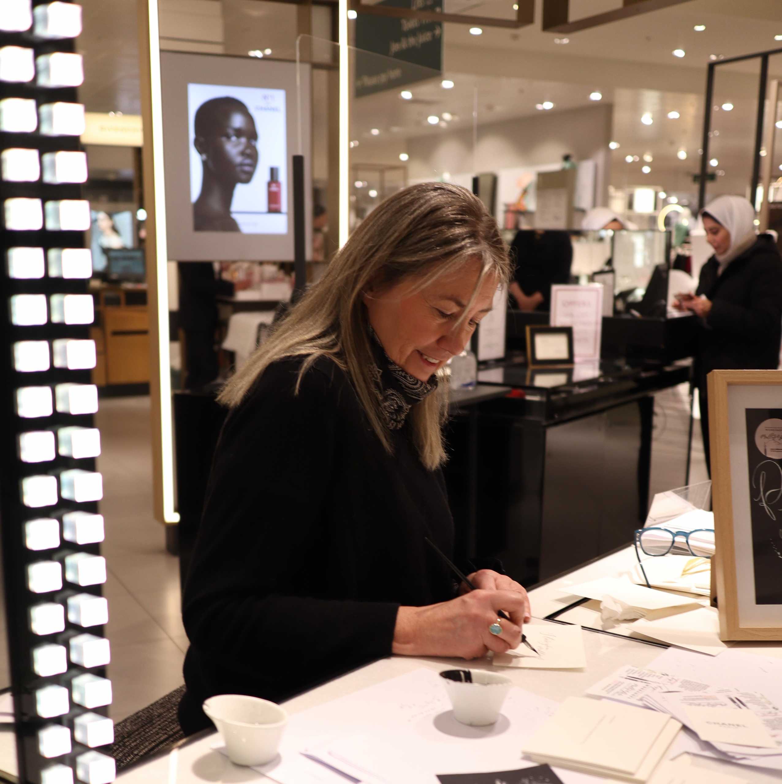 Event Calligraphy Live Personalisation with Mellor & Rose. • Mellor & Rose